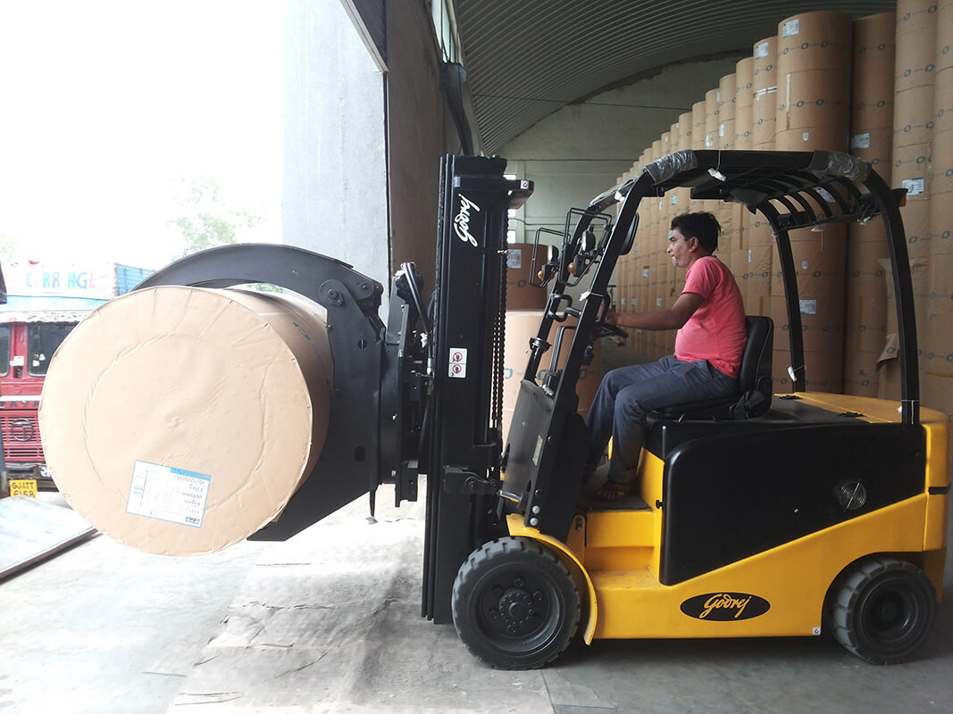 Leading Forklift Rental Service & Equipment Solutions | Godrej RenTRUST